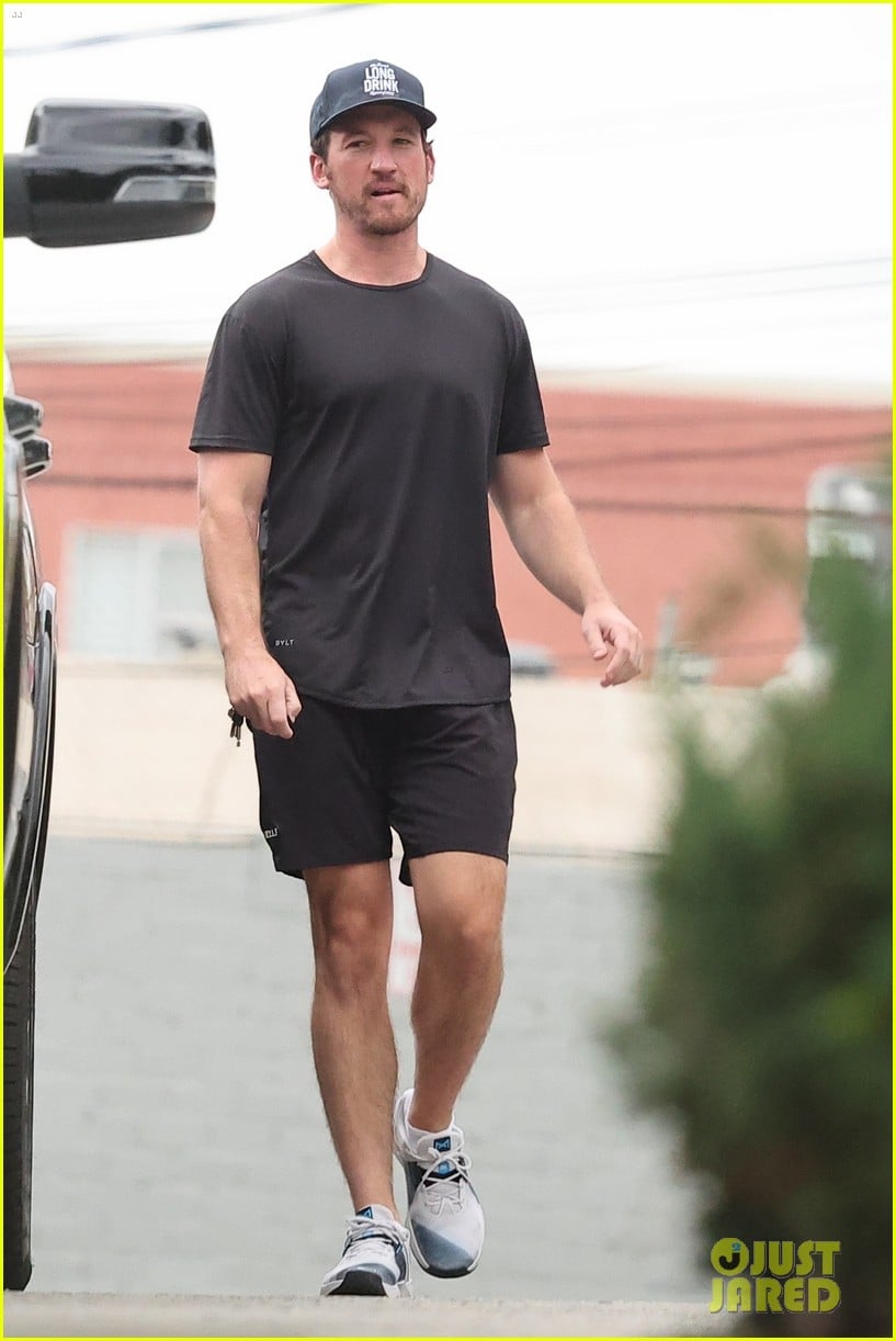 Miles Teller & Ana de Armas Spotted Leaving the Gym After a Monday ...