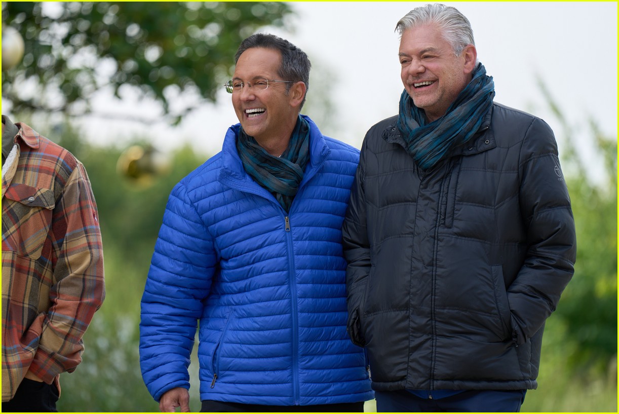 'Baked With Love: Holiday': Host & 2 Judges Revealed for Hallmark ...