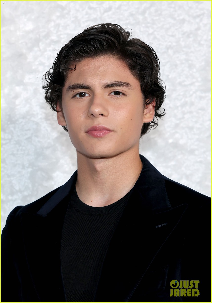 Ethan Hawke, Madeleine McGraw, & Mason Thames Step Out for 'Black Phone ...