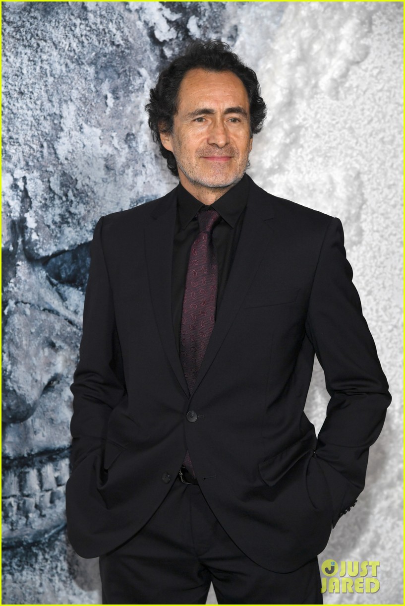 Ethan Hawke, Madeleine McGraw, & Mason Thames Step Out for 'Black Phone 2' Premiere: Photo ...