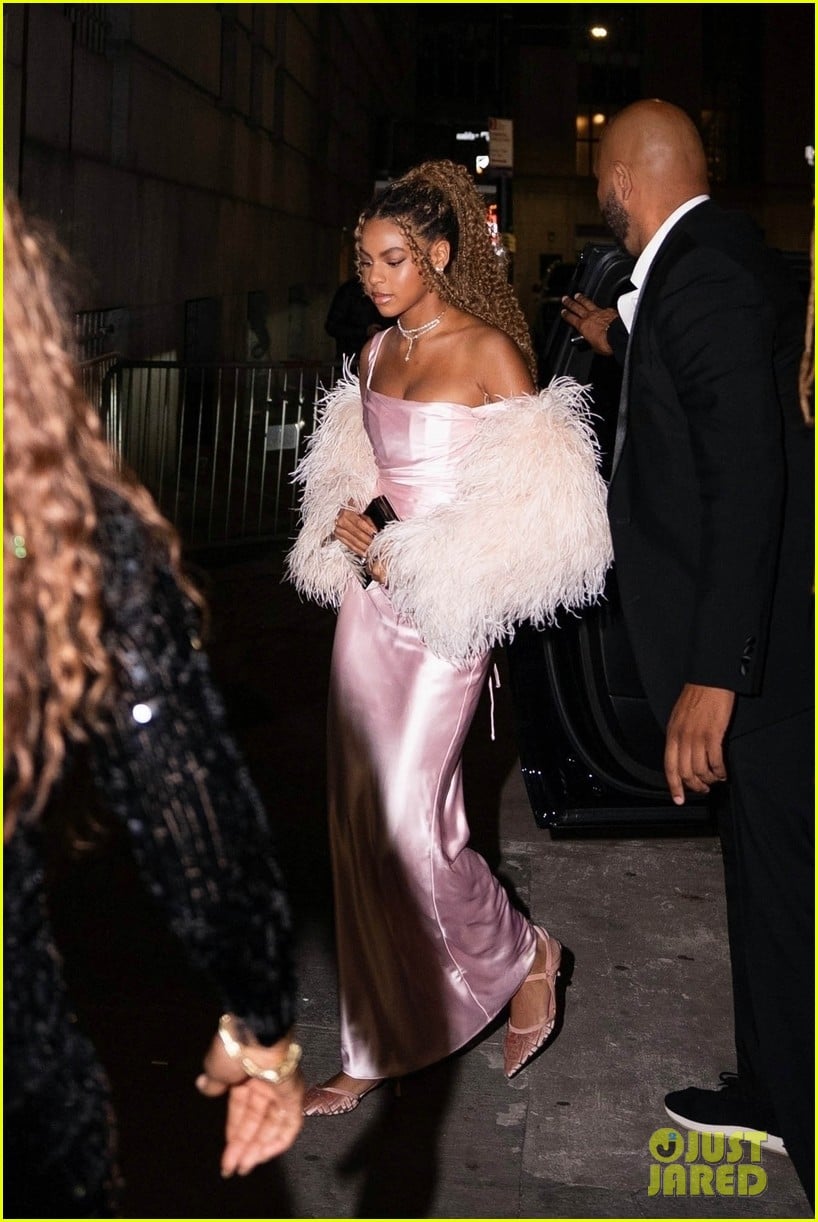 Blue Ivy Carter, 13, Goes Glam at Angel Ball to Support Grandma Tina ...