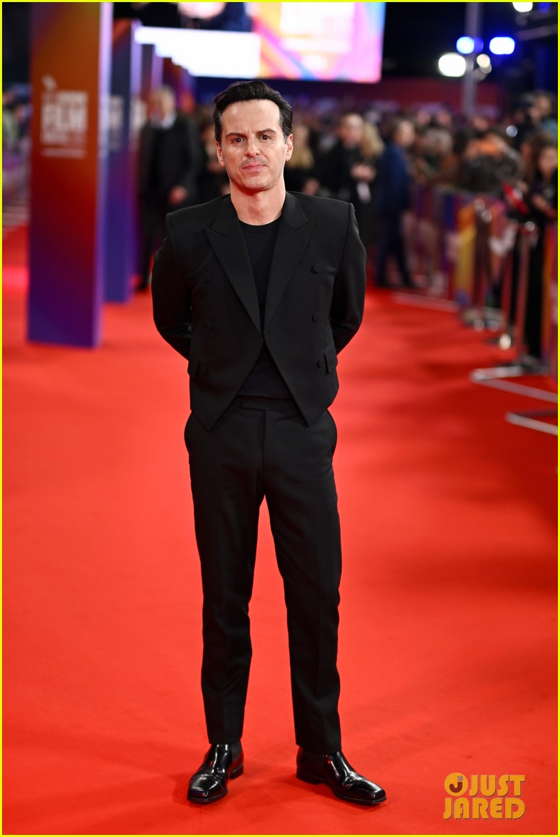 Ethan Hawke & Andrew Scott Premiere New Movie 'Blue Moon' at BFI London ...