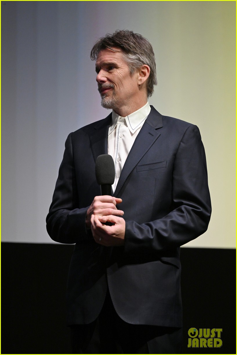 Ethan Hawke & Andrew Scott Premiere New Movie 'Blue Moon' at BFI London ...