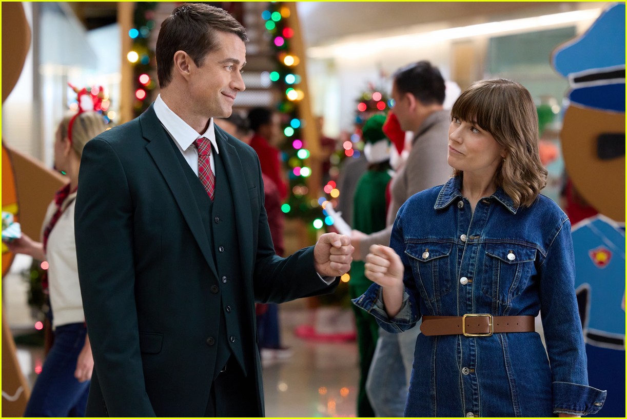 Hallmark's Robert Buckley Explains Why His Family Celebrates ...