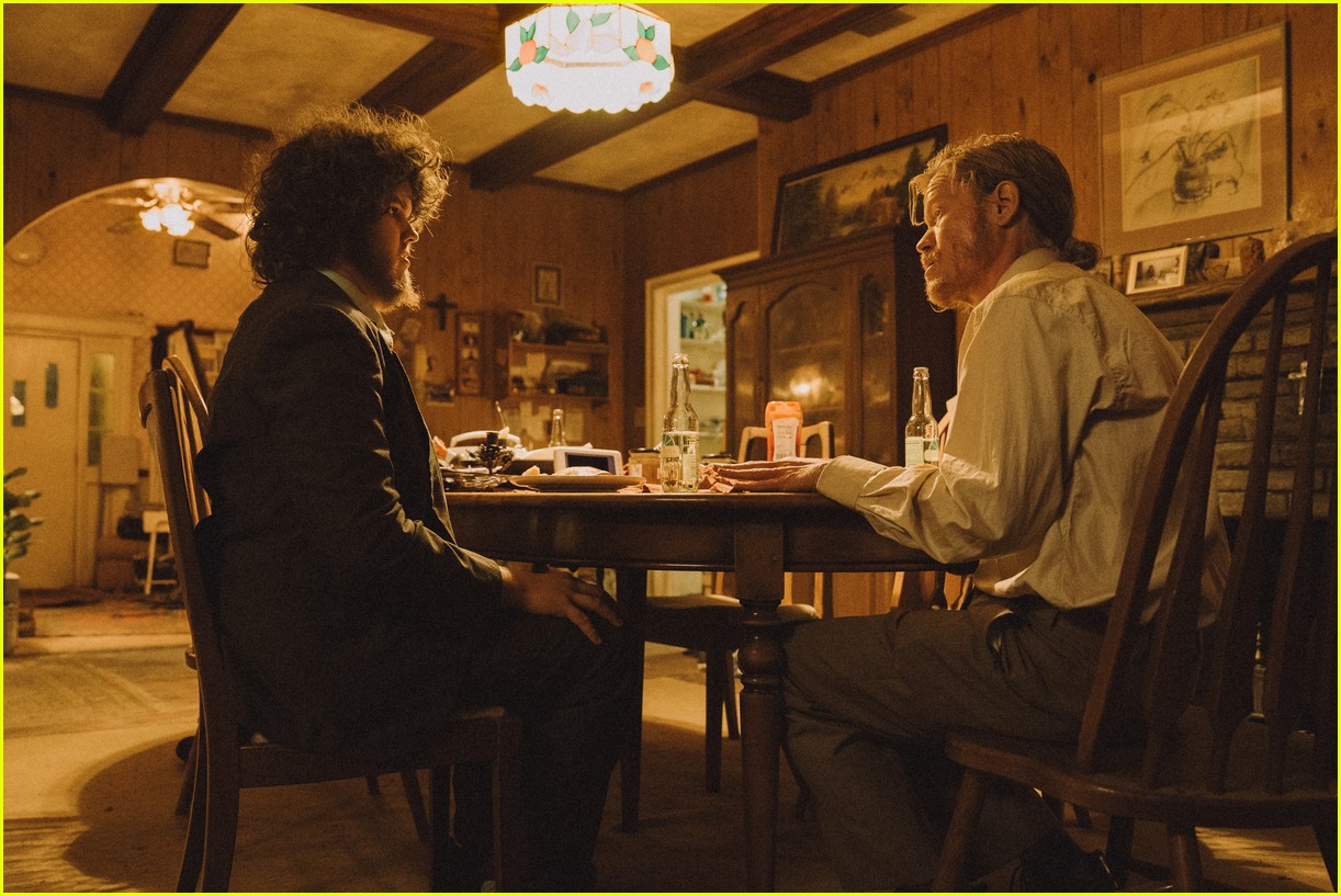 'Bugonia' Trailer: Jesse Plemons is Convinced Emma Stone is an Alien - Watch Now!: Photo 5212550 ...