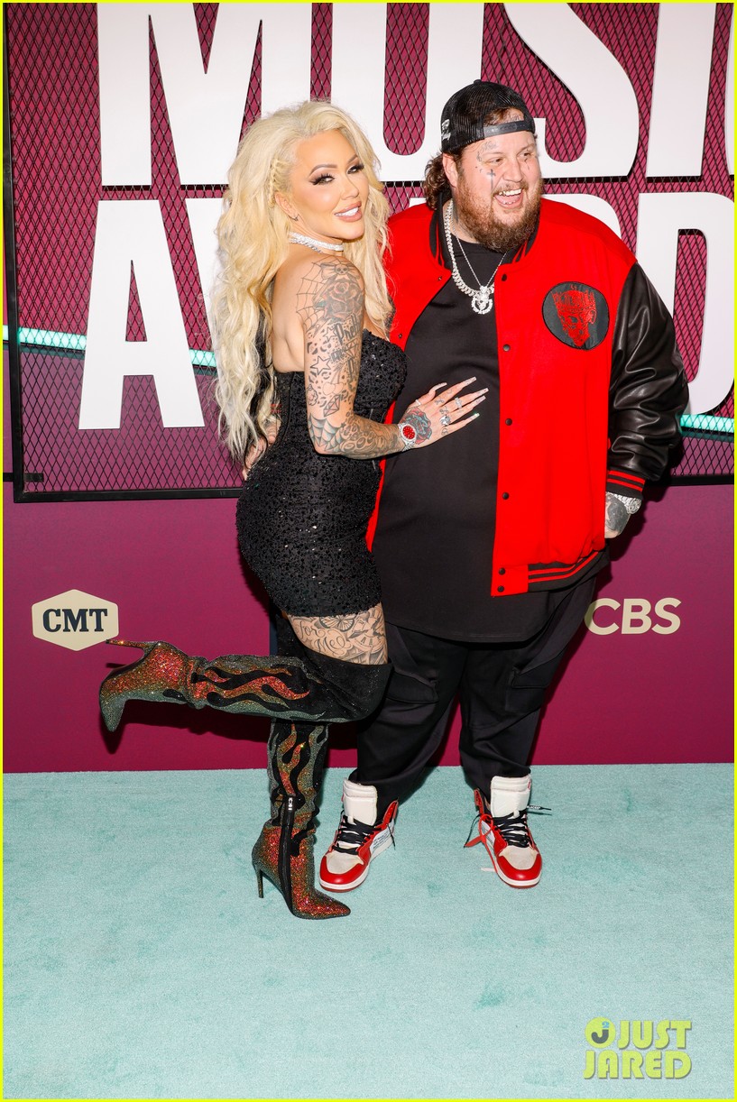 Bunnie XO Responds to Criticism for Taking Jelly Roll Back After He ...