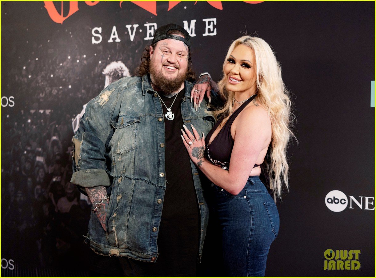 Bunnie XO Responds to Criticism for Taking Jelly Roll Back After He ...