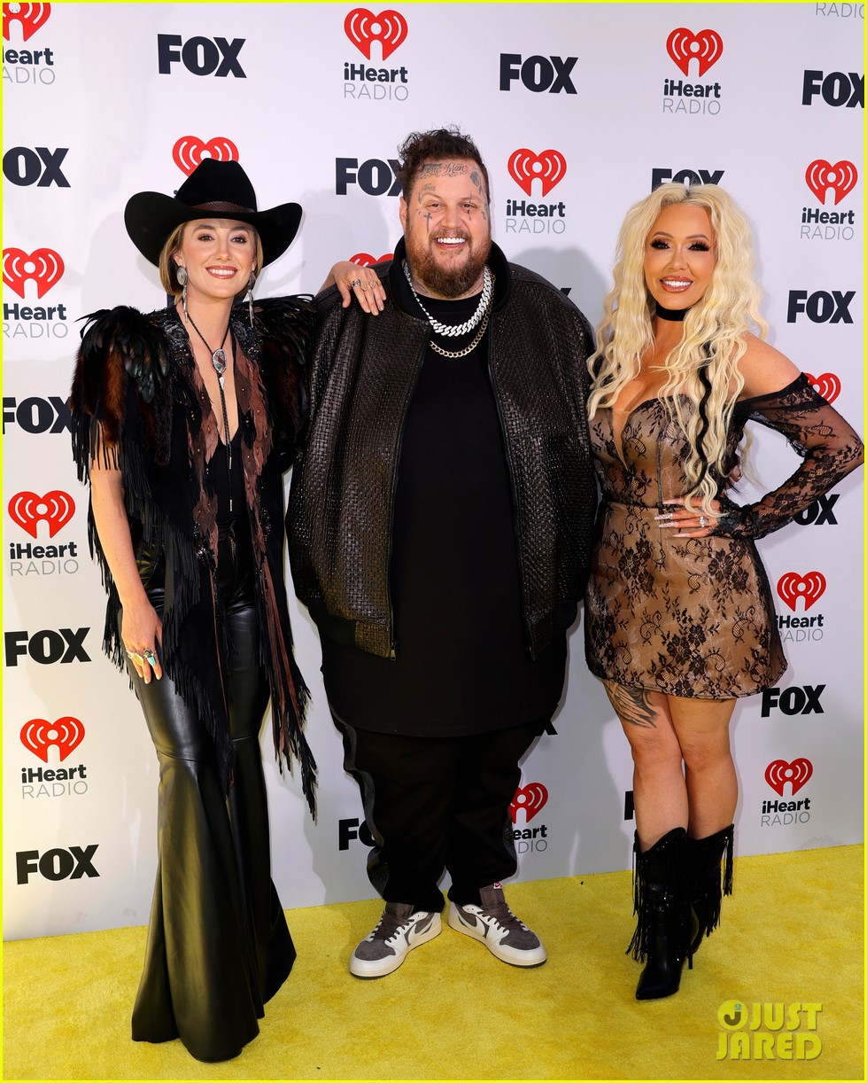 Bunnie XO Responds to Criticism for Taking Jelly Roll Back After He ...