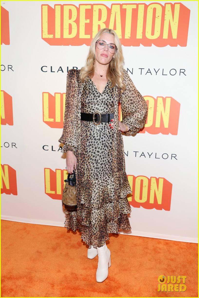 Busy Philipps & New Boyfriend Blake Berris Make Another Red Carpet ...