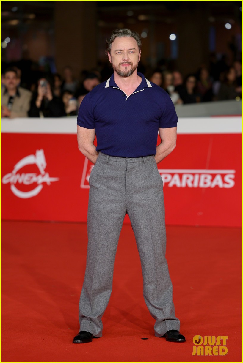 James McAvoy Holds Hands with Wife Lisa Liberati at 'California Schemin ...