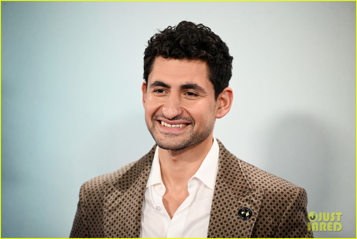 Felicity Jones, Emma Corrin, & Maika Monroe Close Out BFI London Film ...