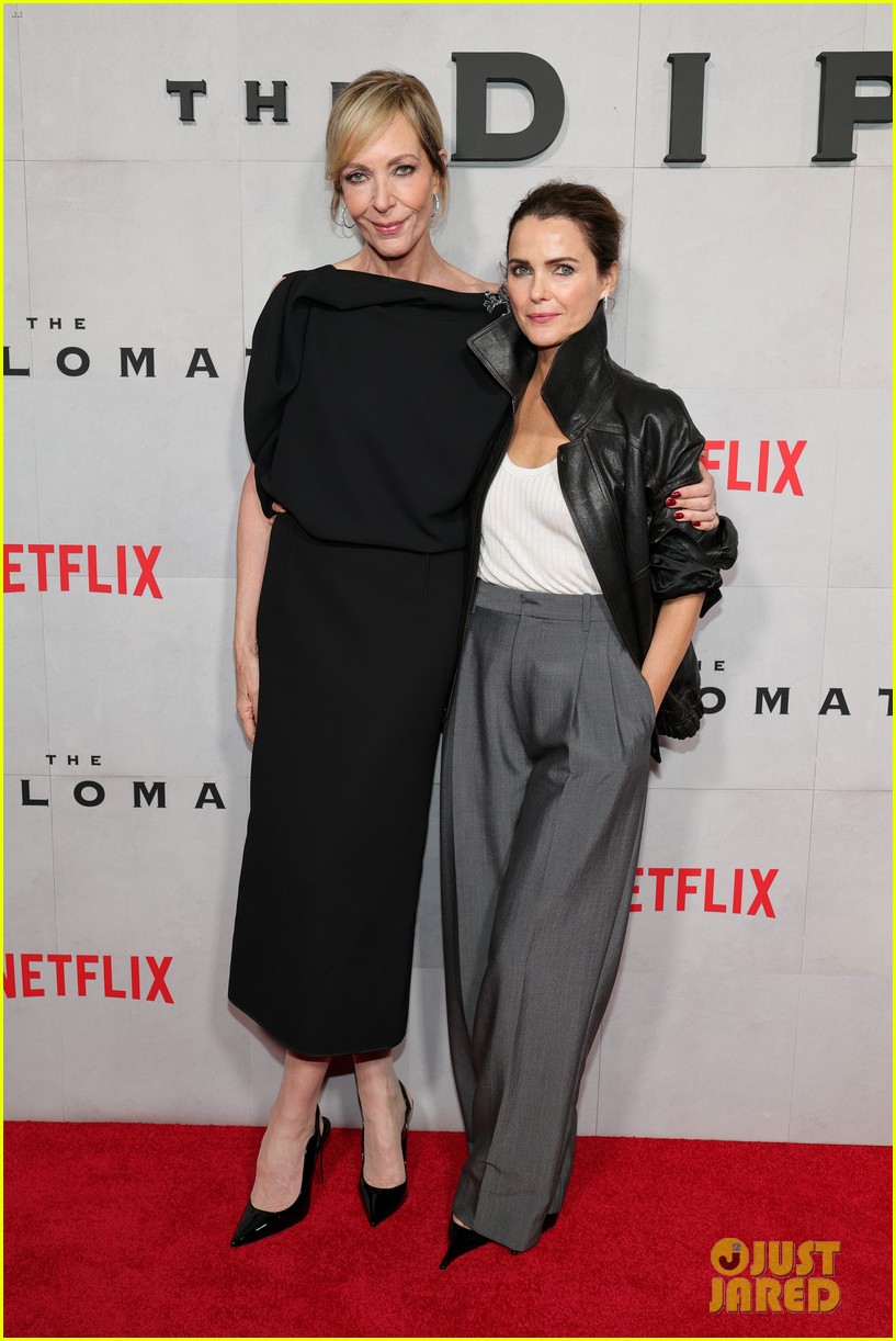 Keri Russell Joined by Longtime Partner Matthew Rhys at 'The Diplomat ...