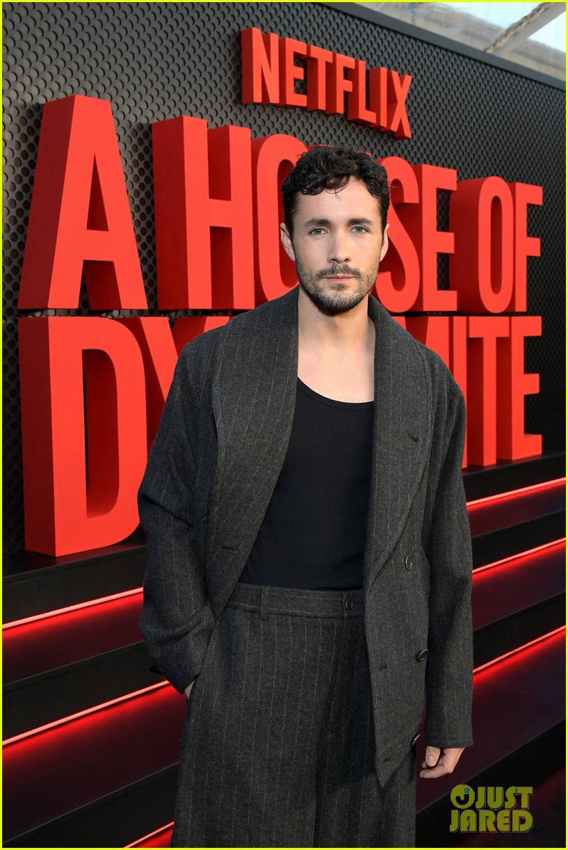 Netflix's 'A House of Dynamite' Cast Comes Together for L.A. Red Carpet ...
