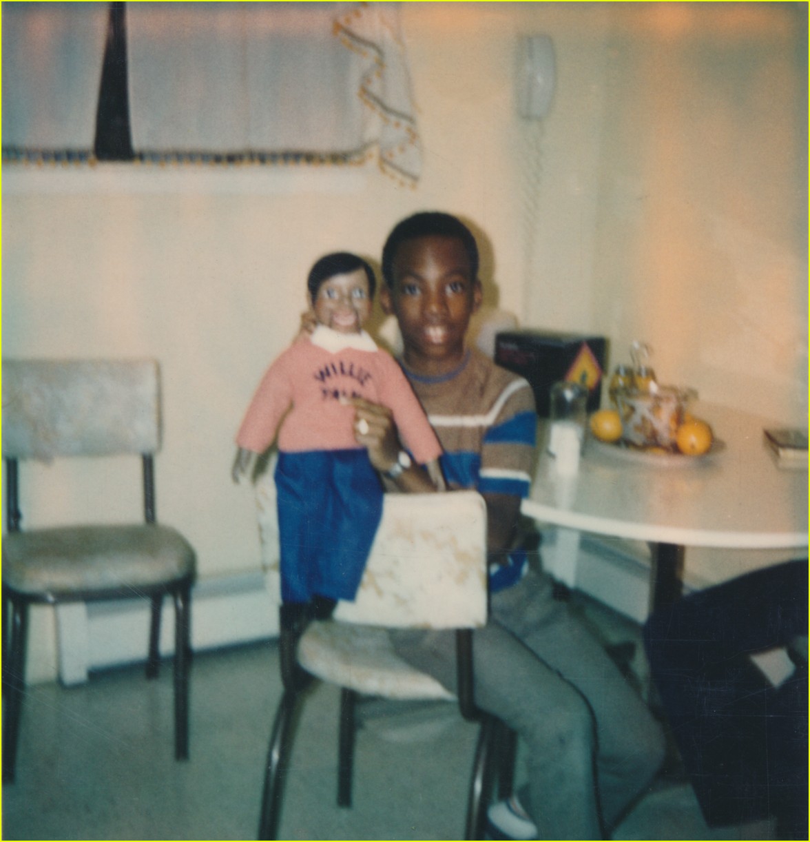 Eddie Murphy Takes Center Stage In Netflix Documentary 'Being Eddie,' Streaming This November ...