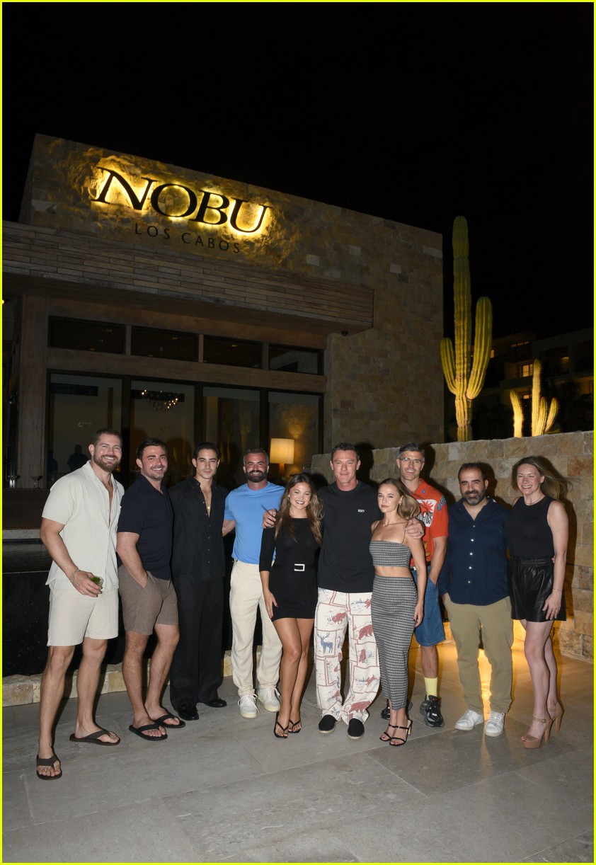 Luke Evans & Jonathan Bennett Vacation Together in Cabo for Luke's BDXY ...