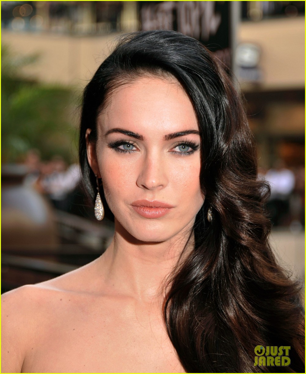 Megan Fox Reflects on 'Ruthless' Paparazzi at 'Jennifer's Body ...