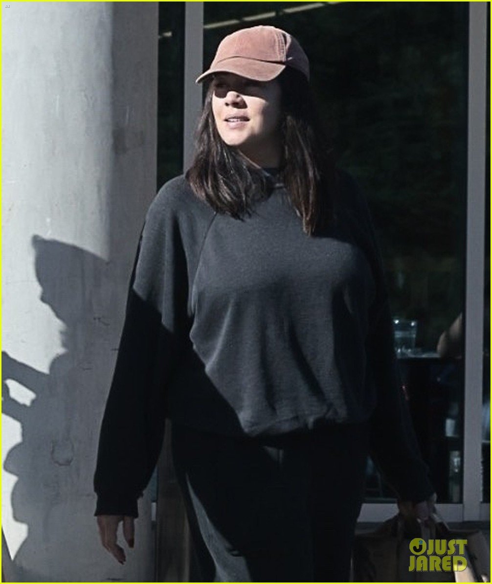 Donald Glover & Wife Michelle White Run Errands Together in L.A.: Photo ...