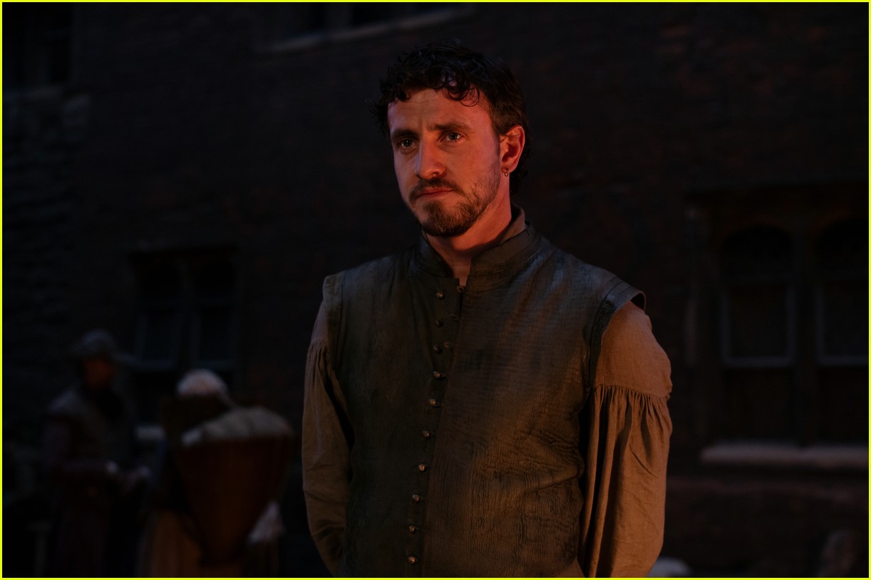 'Hamnet' Trailer: Paul Mescal & Jessie Buckley Struggle to Overcome ...