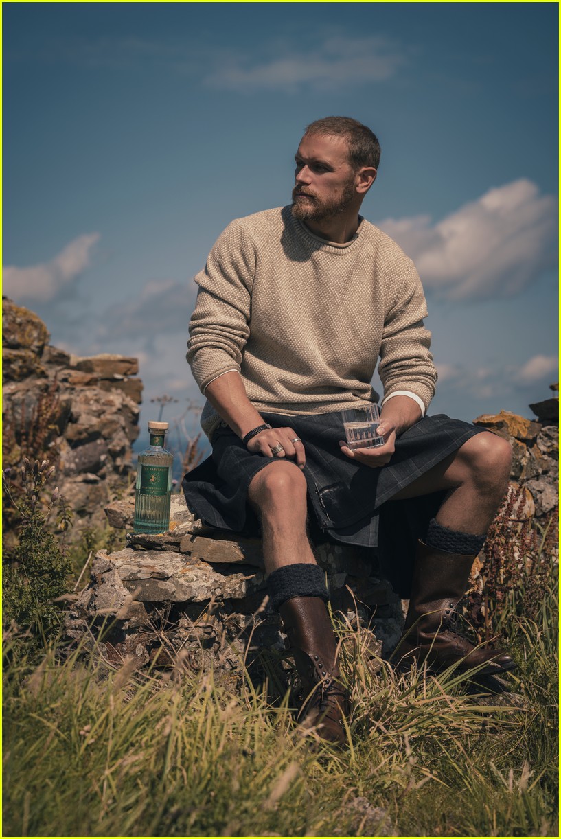 Sam Heughan Poses in a Kilt to Promote His New Distillery in Scottish ...