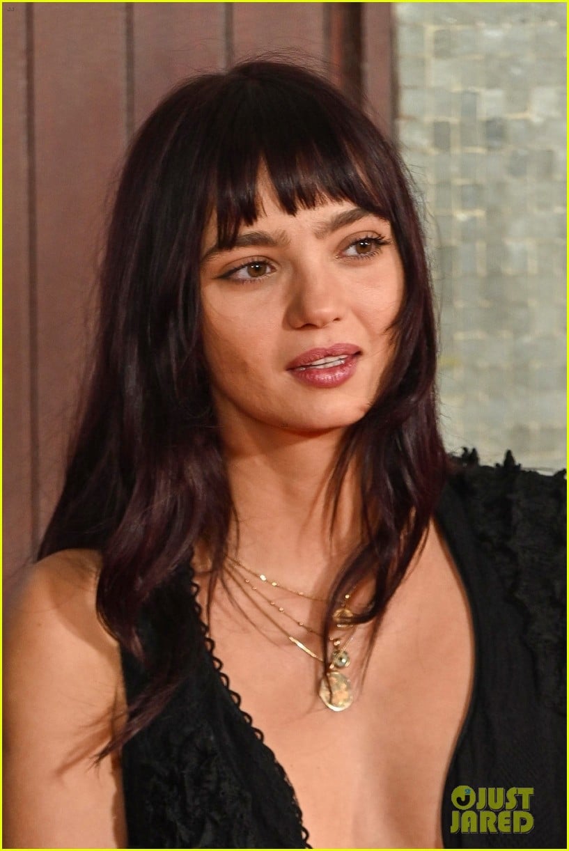 Channing Tatum & Girlfriend Inka Williams Share Kiss at 'Roofman ...