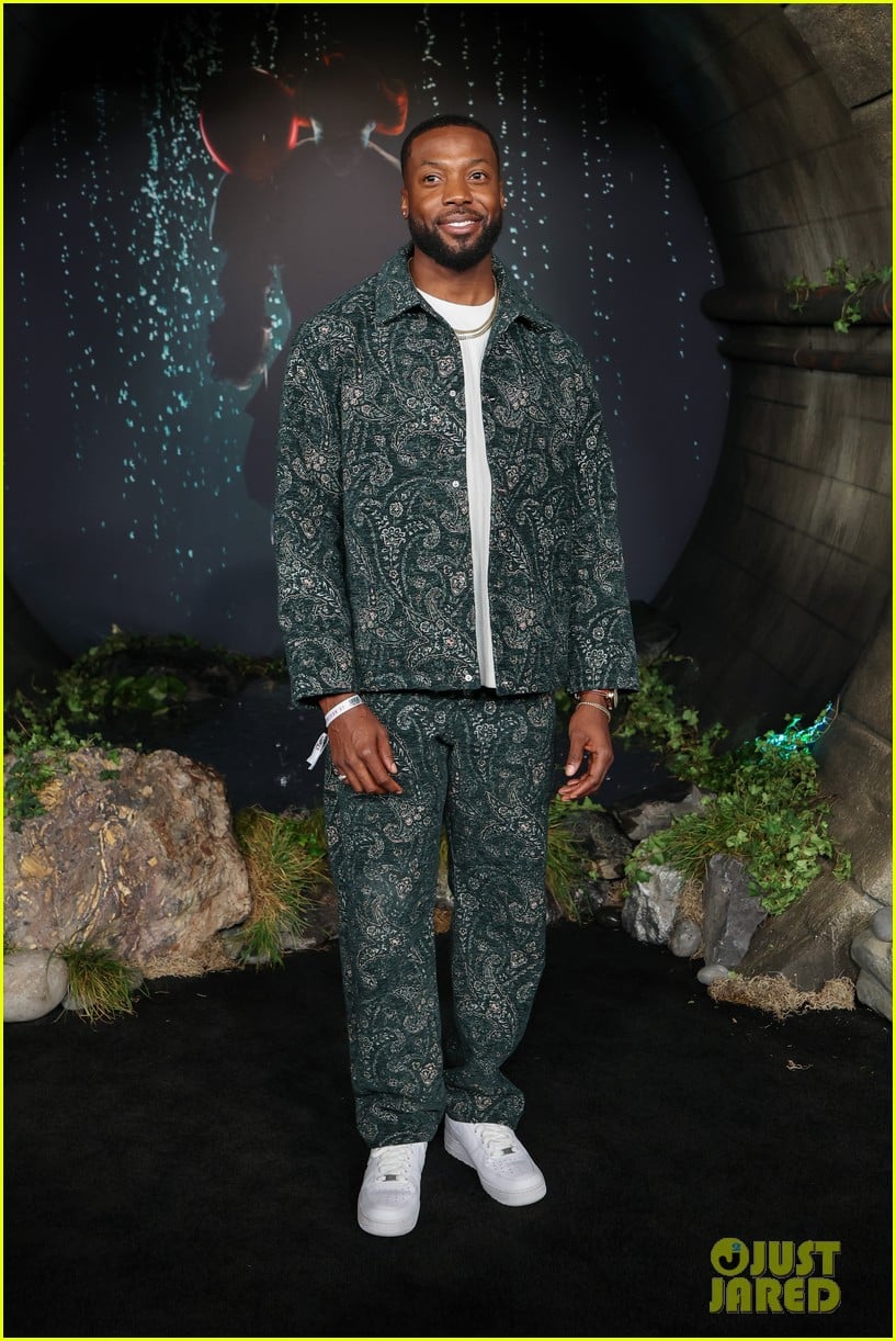 Taylour Paige Joins Blake Cameron James, Chris Chalk, & More at 'IT ...