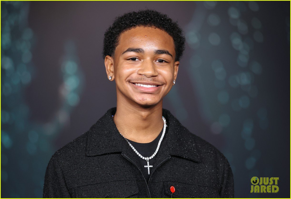 Taylour Paige Joins Blake Cameron James, Chris Chalk, & More at 'IT: Welcome to Derry' Premiere ...