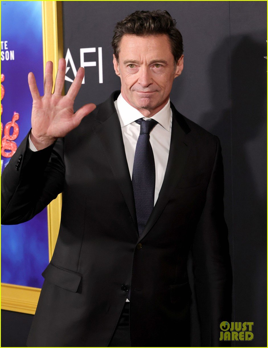 Hugh Jackman & Sutton Foster Walk First Red Carpet as a Couple for Hugh ...