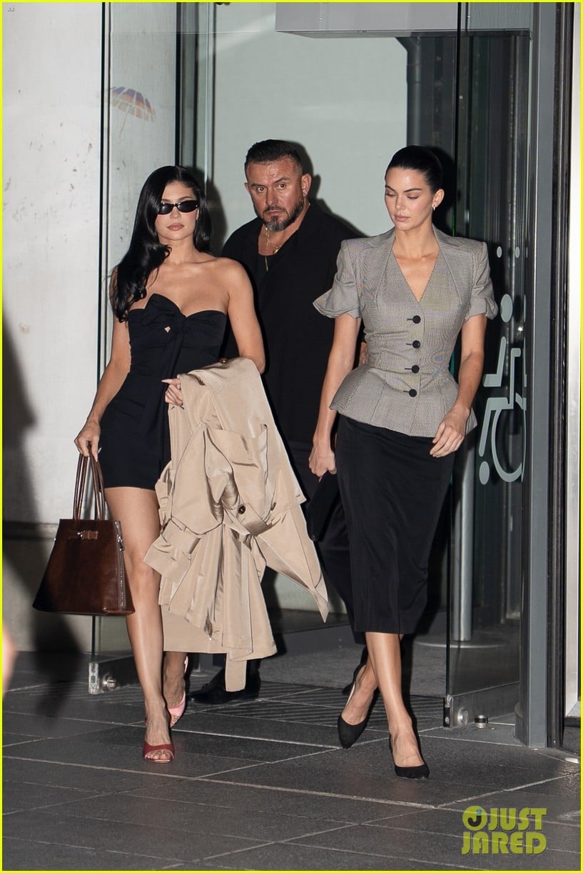 Kylie Jenner Shines in Silver Gown to Support Sister Kendall at Schiaparelli Show in Paris ...