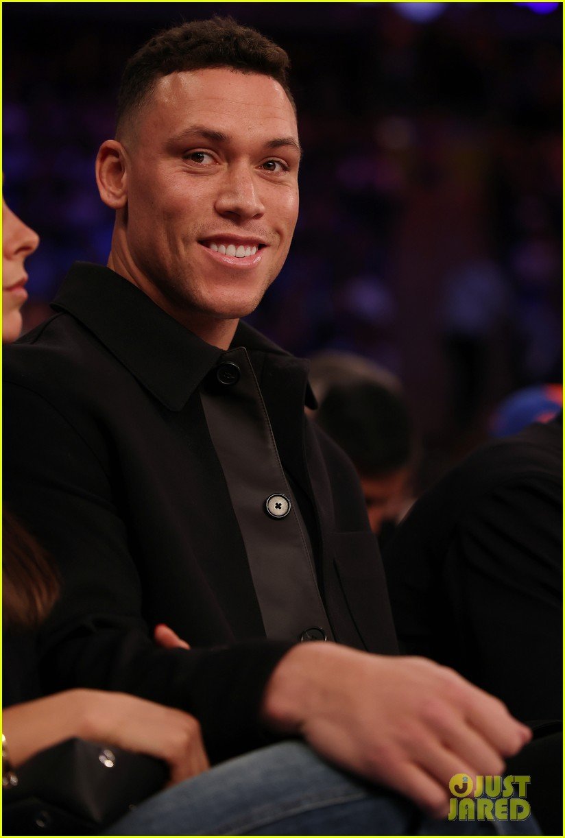 Aaron Judge & Wife Samantha Step Out for Rare Date Night at New York ...