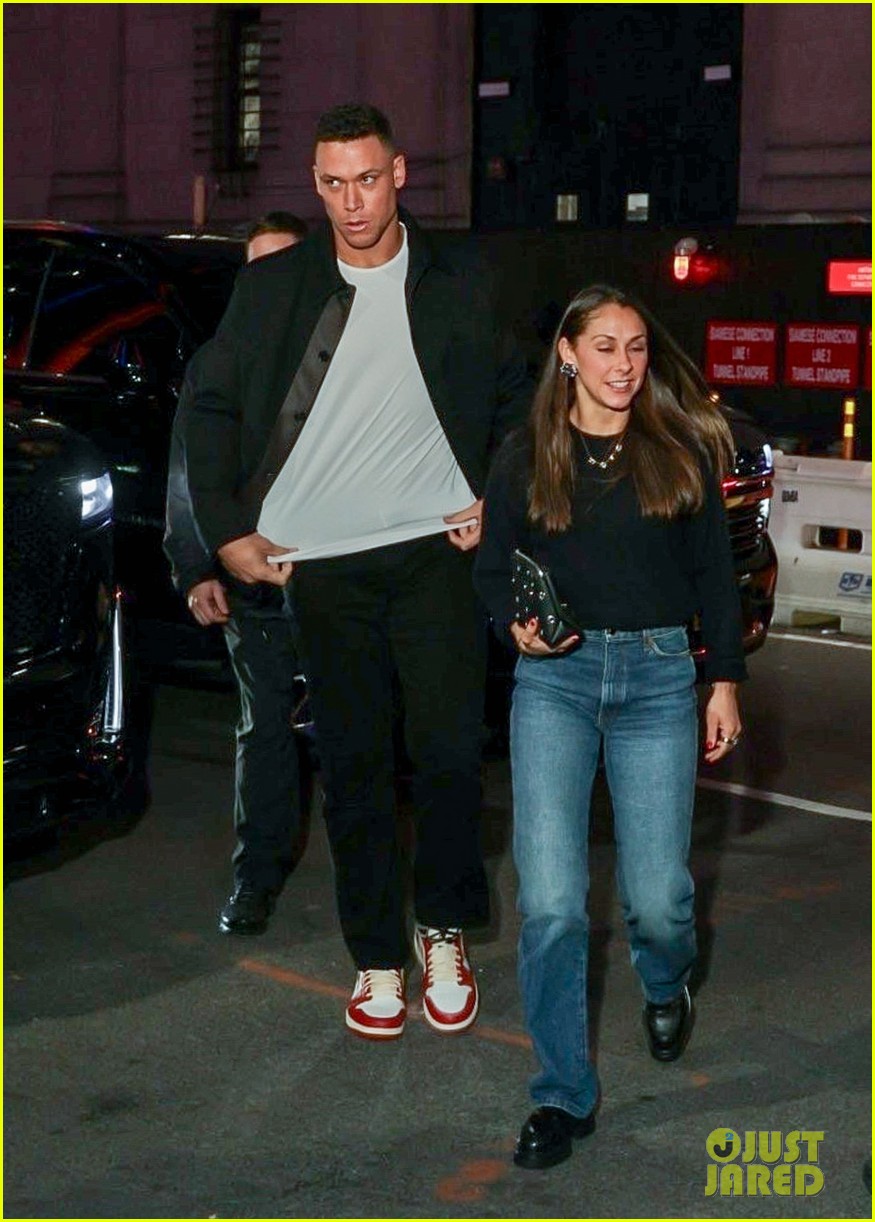 Aaron Judge & Wife Samantha Step Out for Rare Date Night at New York ...