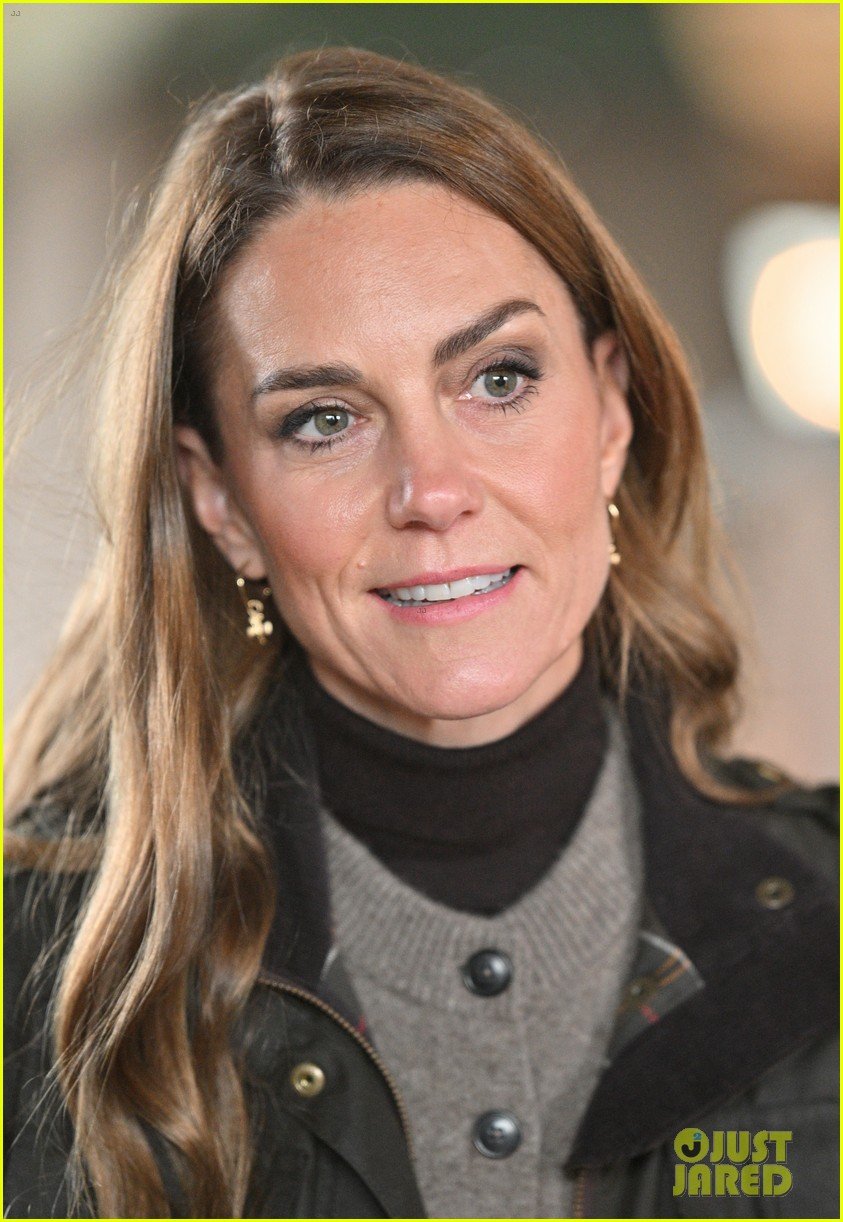 Kate Middleton & Prince William Visit a Flax Farm During Surprise Trip ...