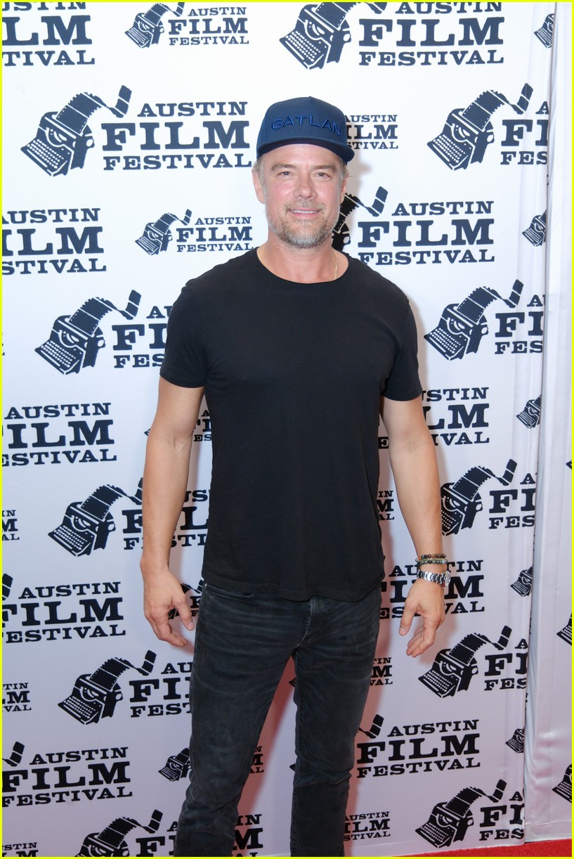 Zachary Levi Joins Real-Life Subject Nick Schuyler at 'Not Without Hope ...