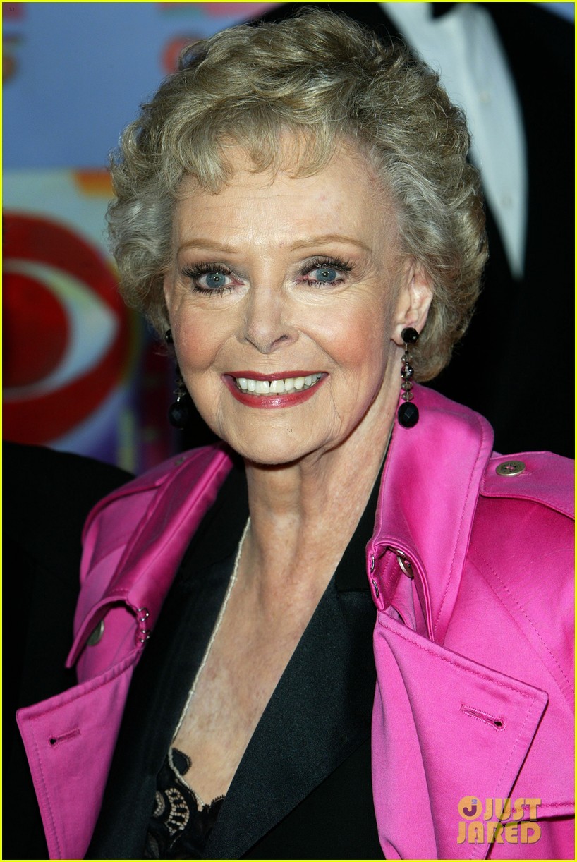 June Lockhart Dead: Beloved 'Lassie' & 'Lost in Space' Actress Passes ...