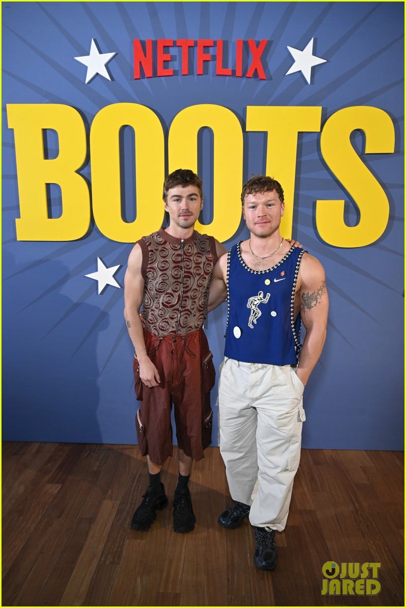 Miles Heizer & Angus O'Brien Put Arms On Display at 'Boots' Celebration: Photo 5212058 | Photos ...