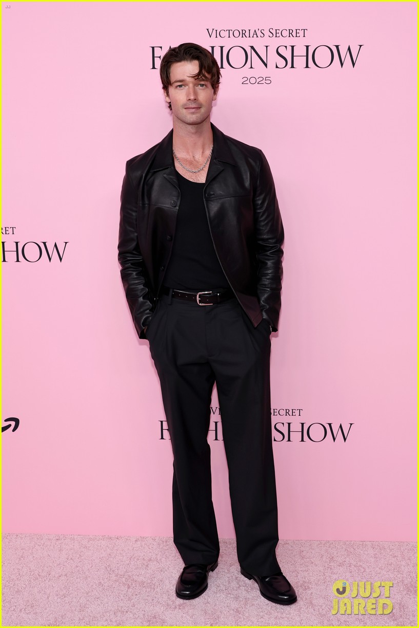 Patrick Schwarzenegger & Dylan Sprouse Attend Victoria's Secret Fashion ...