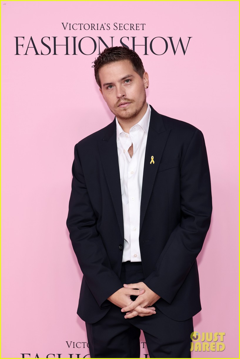 Patrick Schwarzenegger & Dylan Sprouse Attend Victoria's Secret Fashion ...