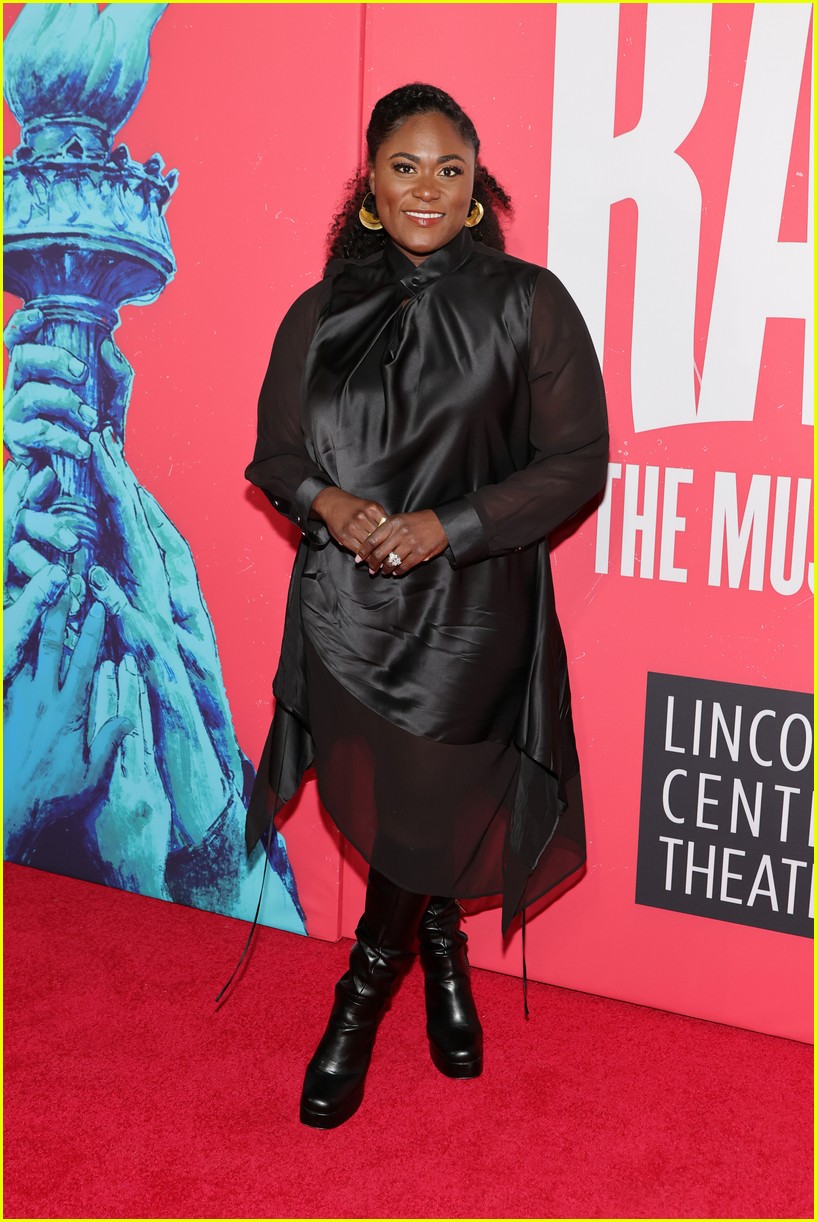 Rachel Zegler Shares Rave Review for 'Ragtime' on Broadway After ...