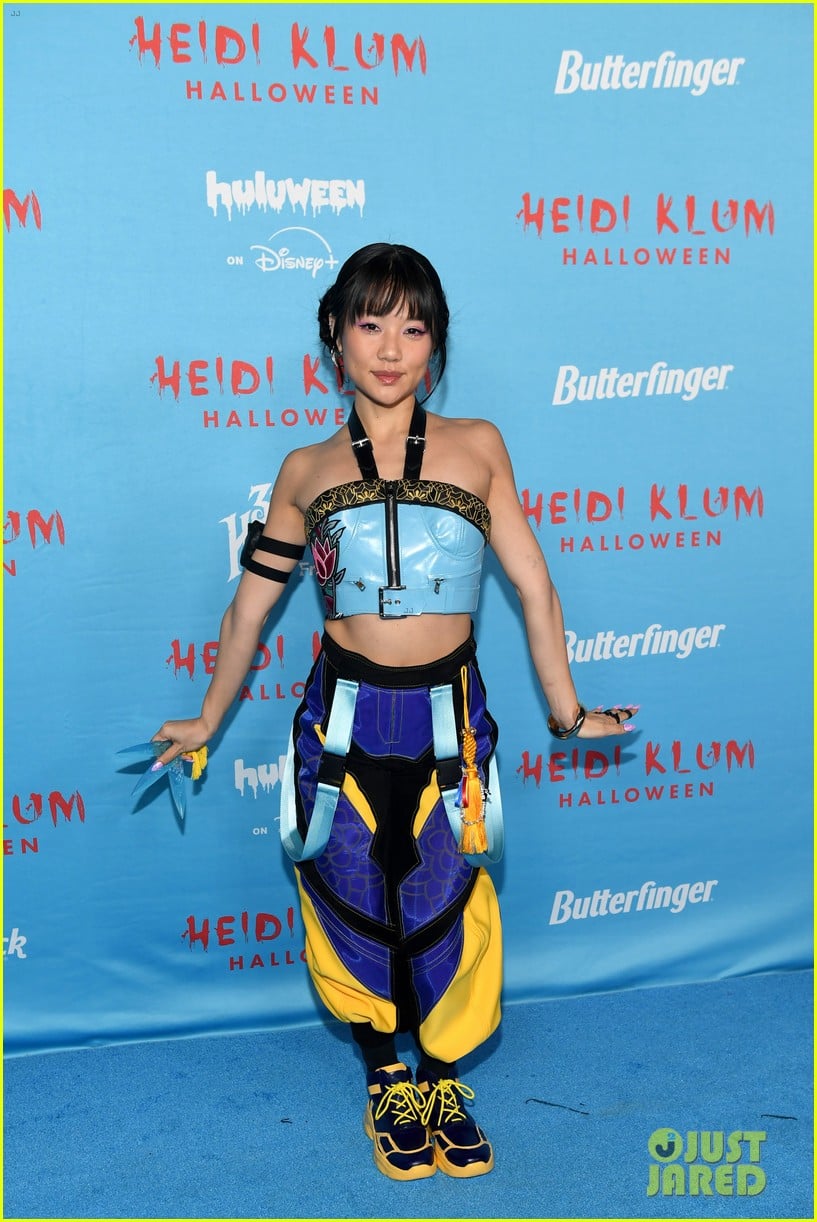 HUNTR/X Singers Rei Ami & EJAE Dress as 'KPop Demon Hunters' Characters ...