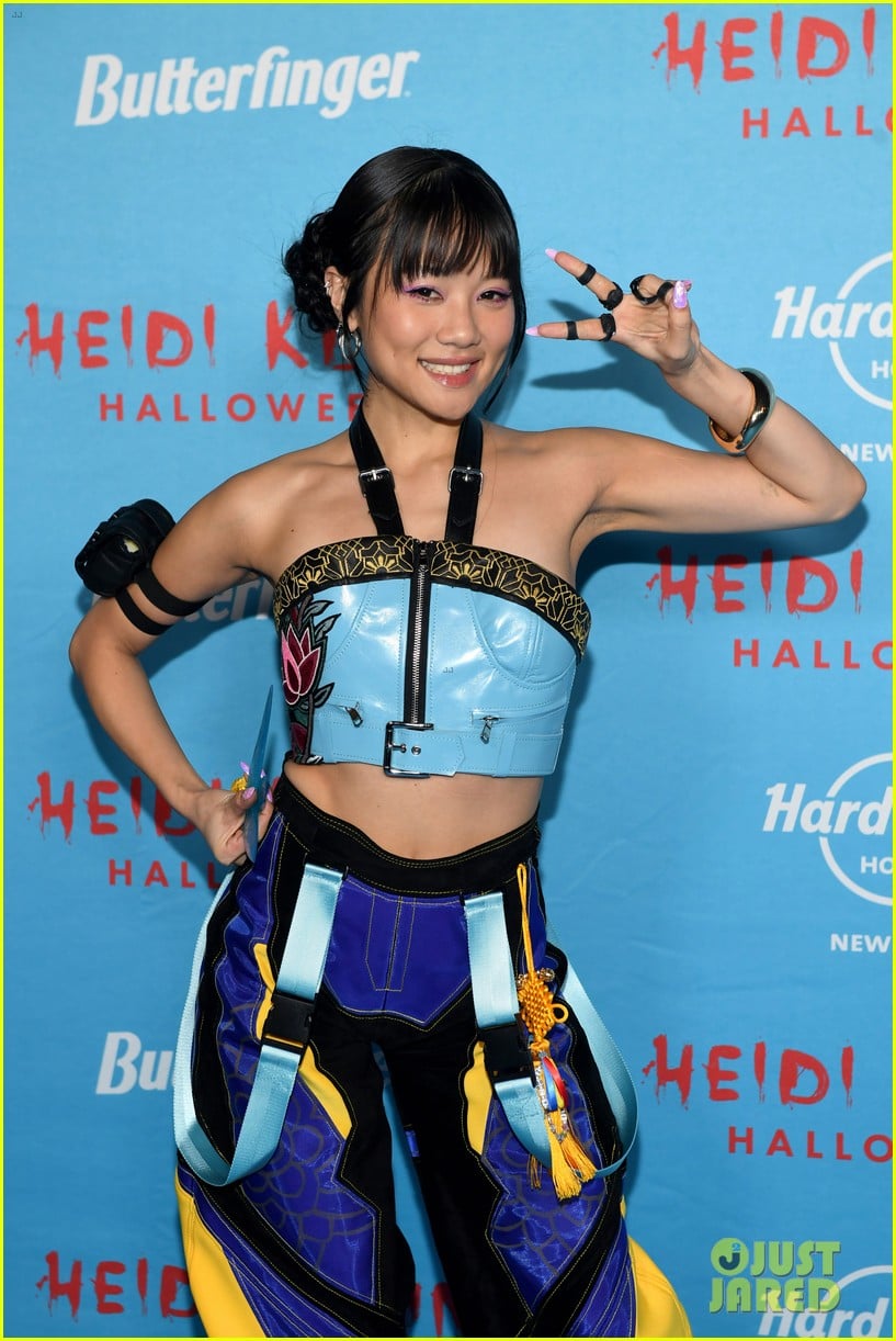 HUNTR/X Singers Rei Ami & EJAE Dress as 'KPop Demon Hunters' Characters ...