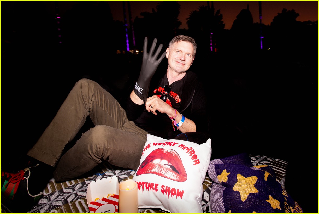 Tim Curry & Barry Bostwick Reunite at Cinespia Screening of 'Rocky Horror Picture Show': Photo ...