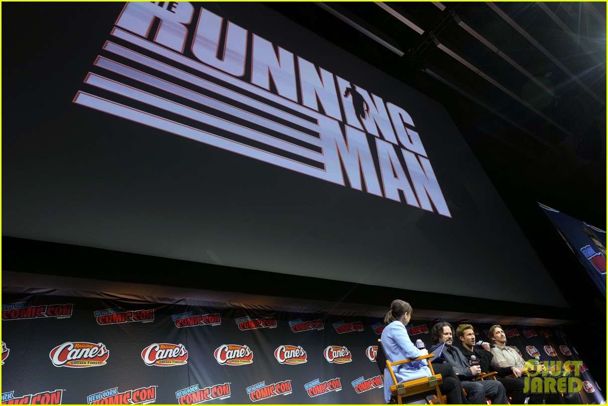 Glen Powell & Lee Pace Promote 'The Running Man' at NYCC With Director ...