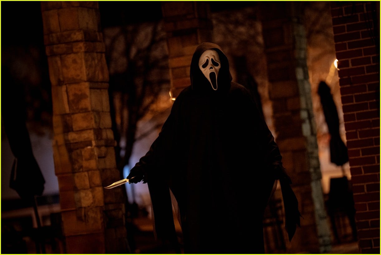 'Scream 7' Trailer: Sidney Prescott Is Hunted By a New Ghostface in ...
