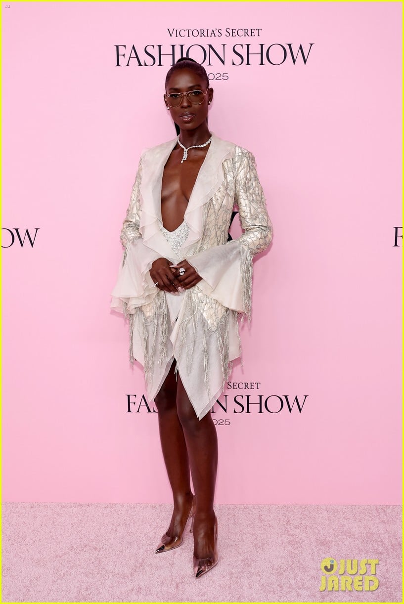 Sarah Jessica Parker, Jodie Turner-Smith & More Serve Looks at Victoria ...