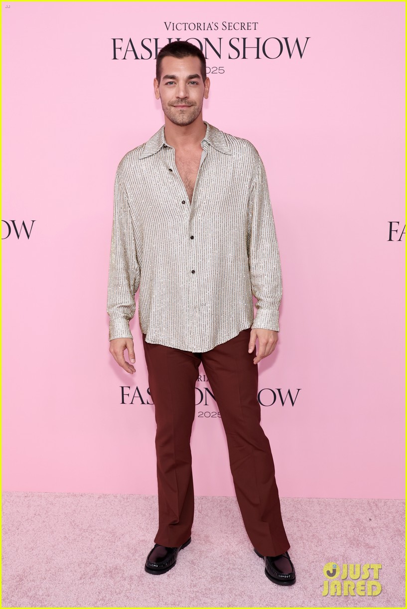 Sarah Jessica Parker, Jodie Turner-Smith & More Serve Looks at Victoria ...