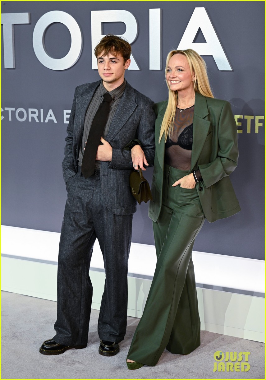 Spice Girls' Mel C, Geri Halliwell, & Emma Bunton Support Victoria ...