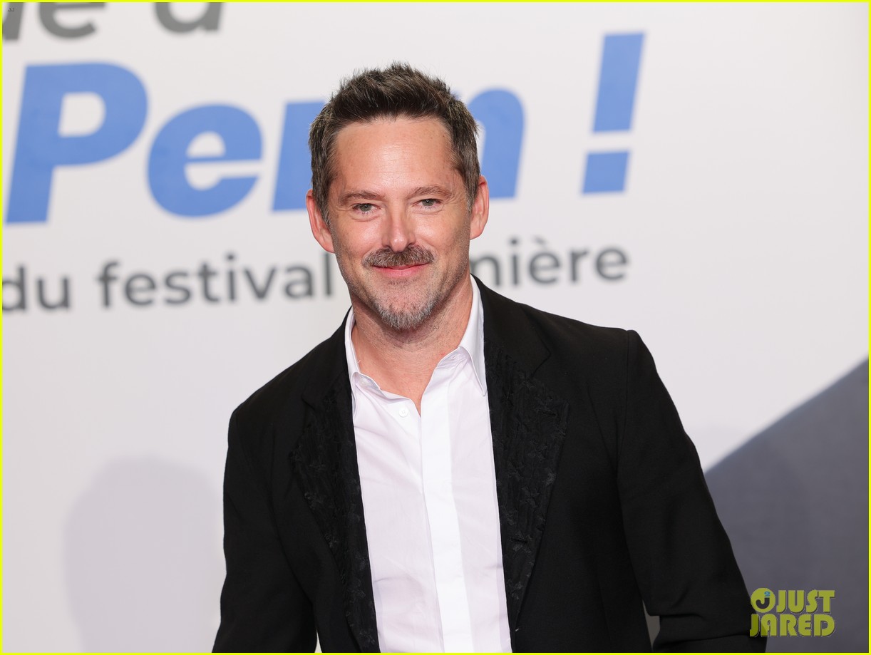 Jeremy Allen White & Director Scott Cooper Premiere 'Springsteen ...