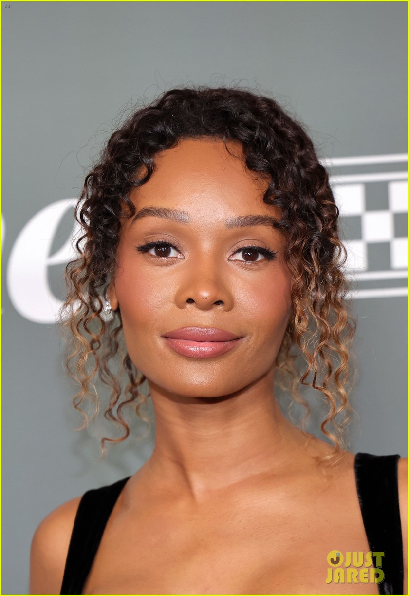 Kate Hudson Joins Eva Longoria, Jane Fonda, Wanda Sykes, & More Stars ...