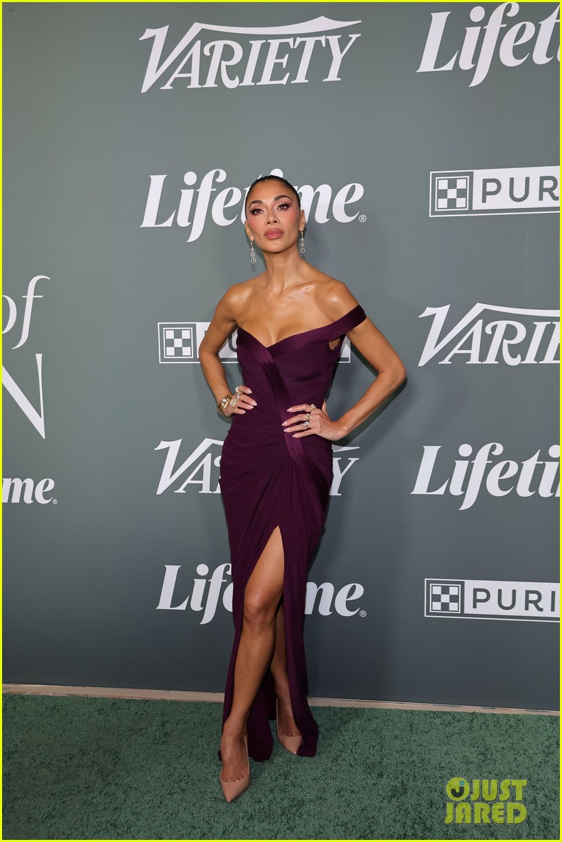 Kate Hudson Joins Eva Longoria, Jane Fonda, Wanda Sykes, & More Stars ...