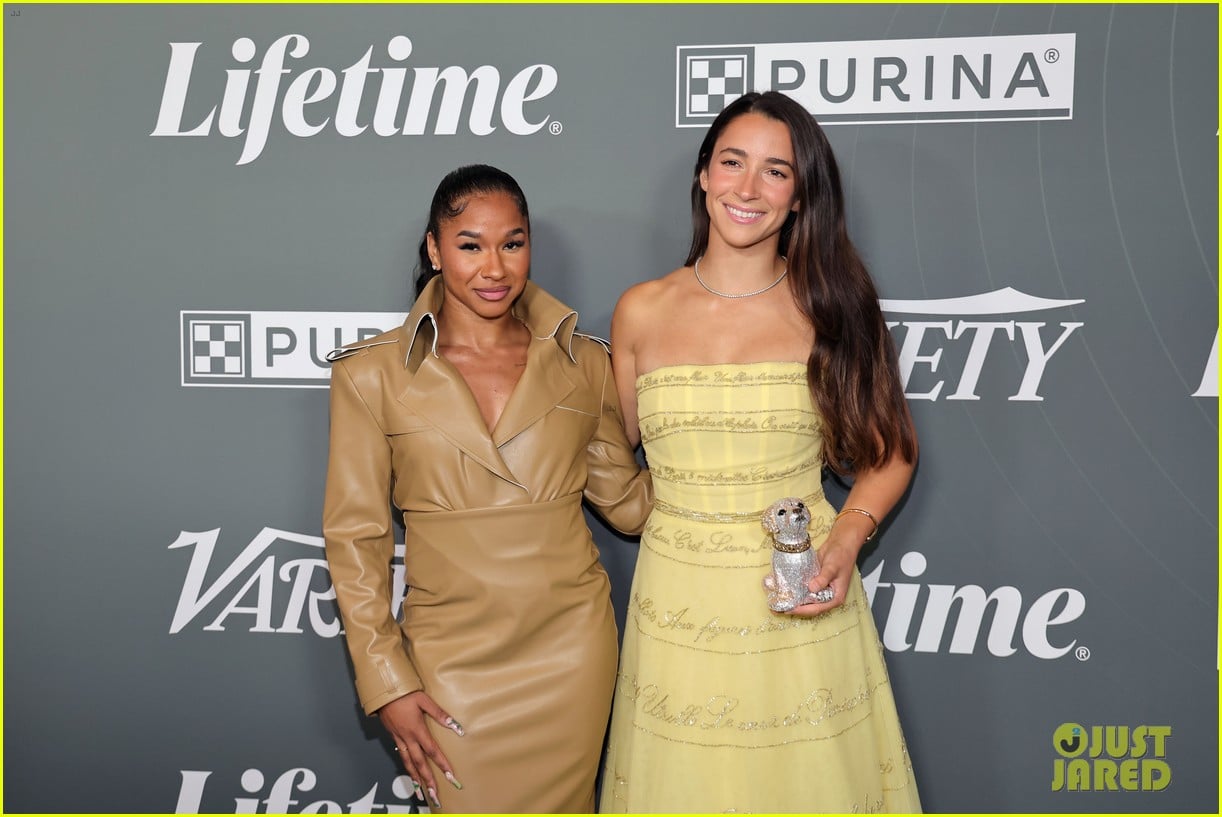 Kate Hudson Joins Eva Longoria, Jane Fonda, Wanda Sykes, & More Stars ...