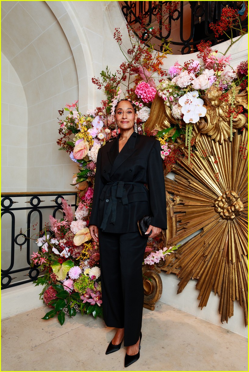 Shailene Woodley Wears Sheer Mini Dress for Roger Vivier's Paris ...